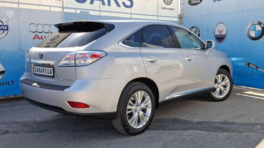 Pelēks Lexus RX 450h 2011 Šauļi, ar dzinēja tilpumu 3.46 L un nobraukumu 89 tūkst. km par 16900 €, foto 6 vietnē AUTOMOTO.COM.LV