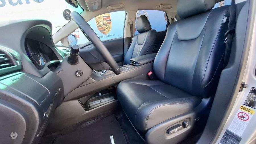 Pelēks Lexus RX 450h 2011 Šauļi, ar dzinēja tilpumu 3.46 L un nobraukumu 89 tūkst. km par 16900 €, foto 10 vietnē AUTOMOTO.COM.LV