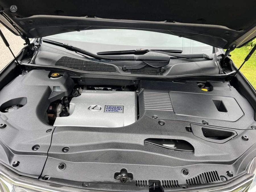 Pelēks Lexus RX 450h 2011 Viļņa, ar dzinēja tilpumu 3.30 L un nobraukumu 241 tūkst. km par 11600 €, foto 38 vietnē AUTOMOTO.COM.LV