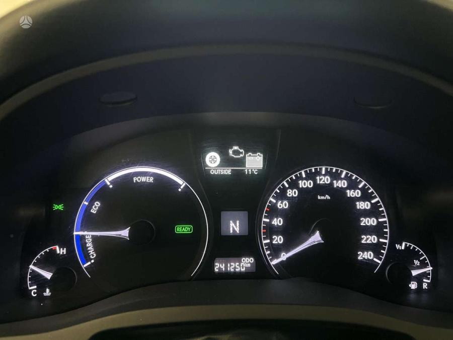 Pelēks Lexus RX 450h 2011 Viļņa, ar dzinēja tilpumu 3.30 L un nobraukumu 241 tūkst. km par 11600 €, foto 40 vietnē AUTOMOTO.COM.LV