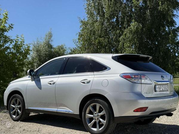 Pelēks Lexus RX 450h 2012 Šauļi, ar dzinēja tilpumu 3.50 L un nobraukumu 283 tūkst. km par 13450 €, foto 5 vietnē AUTOMOTO.COM.LV
