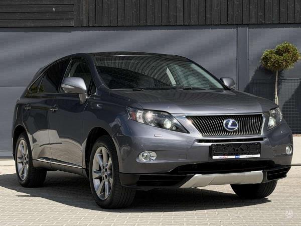 Grey Lexus RX 450h 2012 in Siauliai, with an engine capacity of 3.46 L and mileage of 229 thousand km for 12750 €, photo 1 on AUTOMOTO.COM.LV