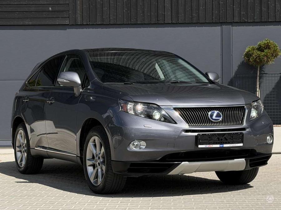 Pelēks Lexus RX 450h 2012 Šauļi, ar dzinēja tilpumu 3.46 L un nobraukumu 229 tūkst. km par 12750 €, foto 1 vietnē AUTOMOTO.COM.LV