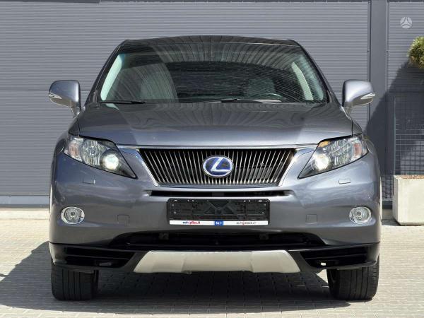 Grey Lexus RX 450h 2012 in Siauliai, with an engine capacity of 3.46 L and mileage of 229 thousand km for 12750 €, photo 2 on AUTOMOTO.COM.LV