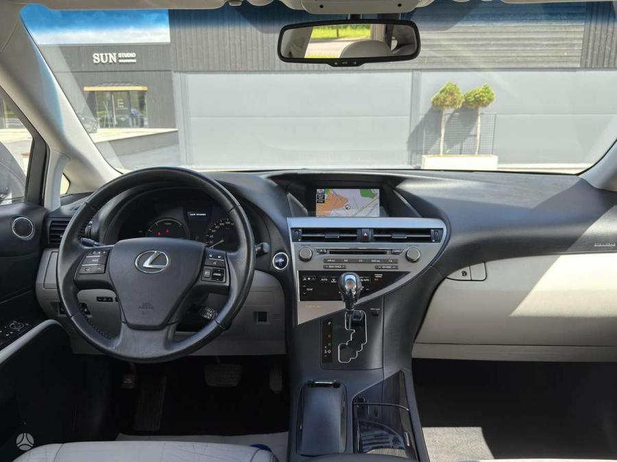 Pelēks Lexus RX 450h 2012 Šauļi, ar dzinēja tilpumu 3.46 L un nobraukumu 229 tūkst. km par 12750 €, foto 21 vietnē AUTOMOTO.COM.LV