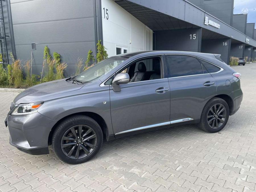 Pelēks Lexus RX 450h 2012 Viļņa, ar dzinēja tilpumu 3.50 L un nobraukumu 250 tūkst. km par 13999 €, foto 11 vietnē AUTOMOTO.COM.LV