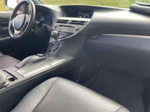 Pelēks Lexus RX 450h 2012 Viļņa, ar dzinēja tilpumu 3.50 L un nobraukumu 250 tūkst. km par 13999 €, foto 23 vietnē AUTOMOTO.COM.LV