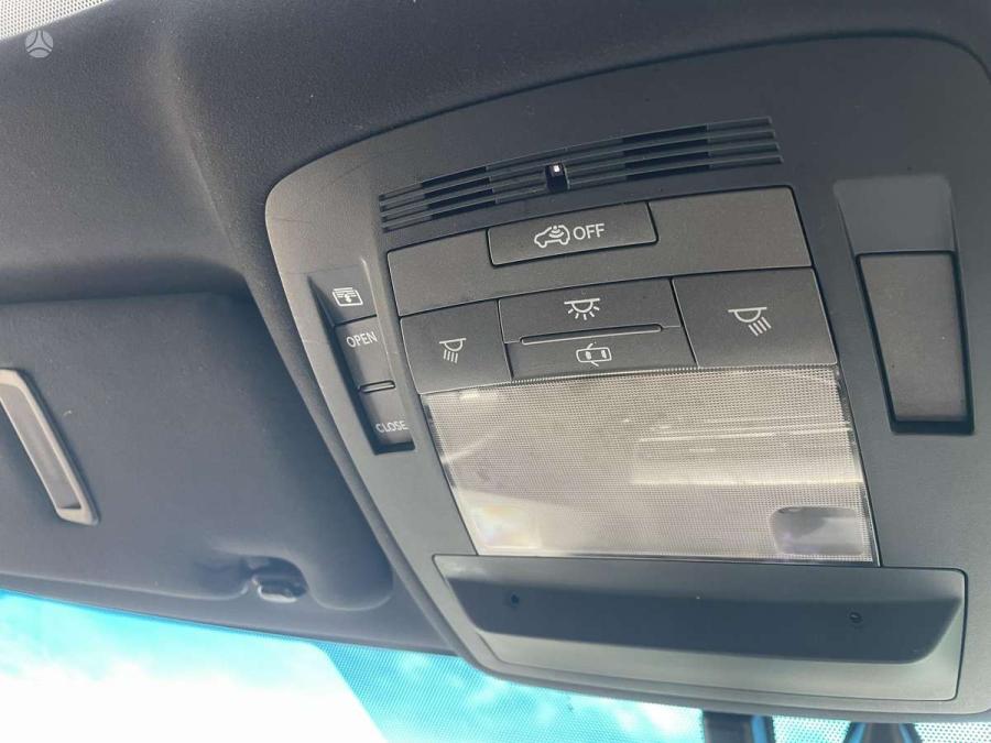 Pelēks Lexus RX 450h 2012 Viļņa, ar dzinēja tilpumu 3.50 L un nobraukumu 250 tūkst. km par 13999 €, foto 25 vietnē AUTOMOTO.COM.LV