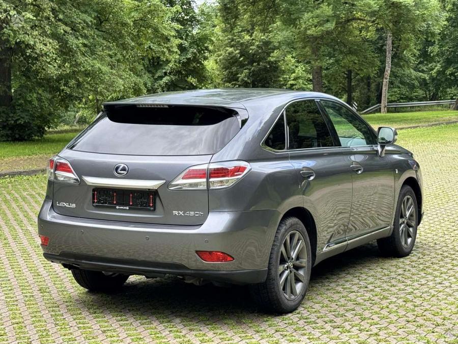 Pelēks Lexus RX 450h 2012 Palanga, ar dzinēja tilpumu 3.46 L un nobraukumu 223 tūkst. km par 16500 €, foto 9 vietnē AUTOMOTO.COM.LV