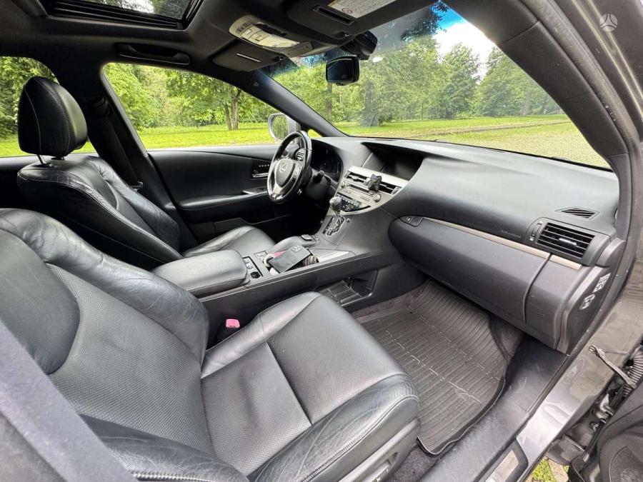 Pelēks Lexus RX 450h 2012 Palanga, ar dzinēja tilpumu 3.46 L un nobraukumu 223 tūkst. km par 16500 €, foto 15 vietnē AUTOMOTO.COM.LV