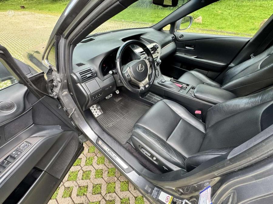 Pelēks Lexus RX 450h 2012 Palanga, ar dzinēja tilpumu 3.46 L un nobraukumu 223 tūkst. km par 16500 €, foto 18 vietnē AUTOMOTO.COM.LV