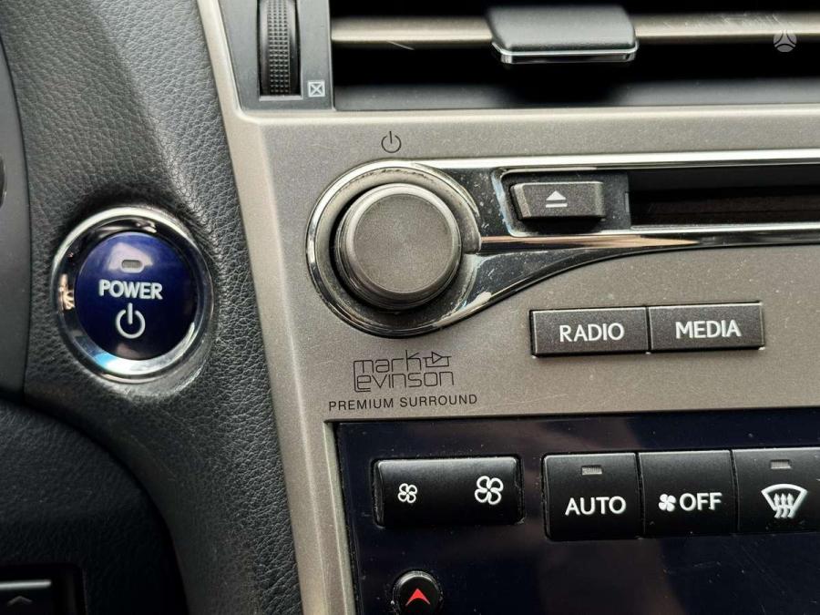 Pelēks Lexus RX 450h 2012 Palanga, ar dzinēja tilpumu 3.46 L un nobraukumu 223 tūkst. km par 16500 €, foto 28 vietnē AUTOMOTO.COM.LV