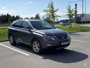 Серый Лексус RX 450h 2012 в Мажейкяй, объемом двигателя 3.50 л и пробегом 159 тыс. км за 14000 €, фото  на AUTOMOTO.COM.LV