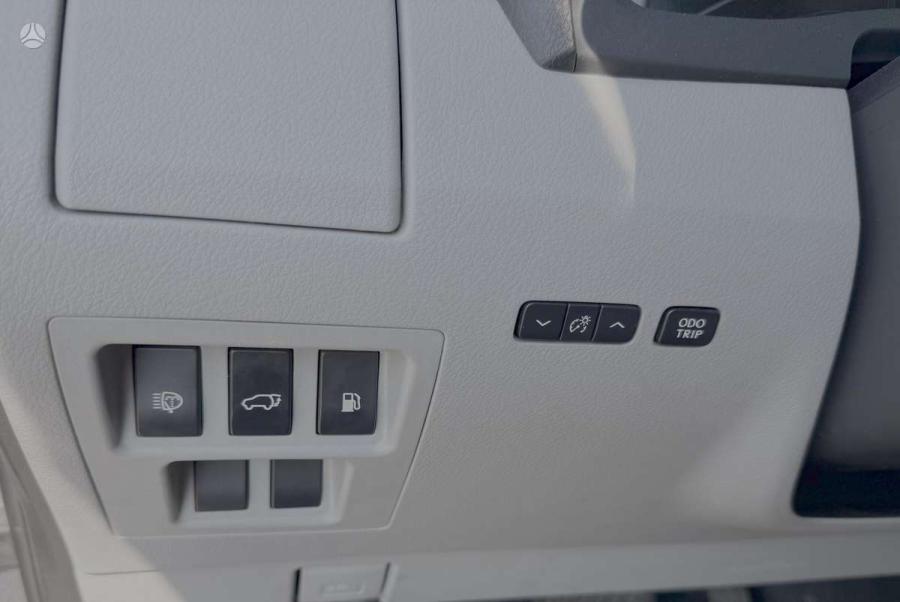 Pelēks Lexus RX 450h 2012 Mažeikiai, ar dzinēja tilpumu 3.50 L un nobraukumu 159 tūkst. km par 14000 €, foto 18 vietnē AUTOMOTO.COM.LV