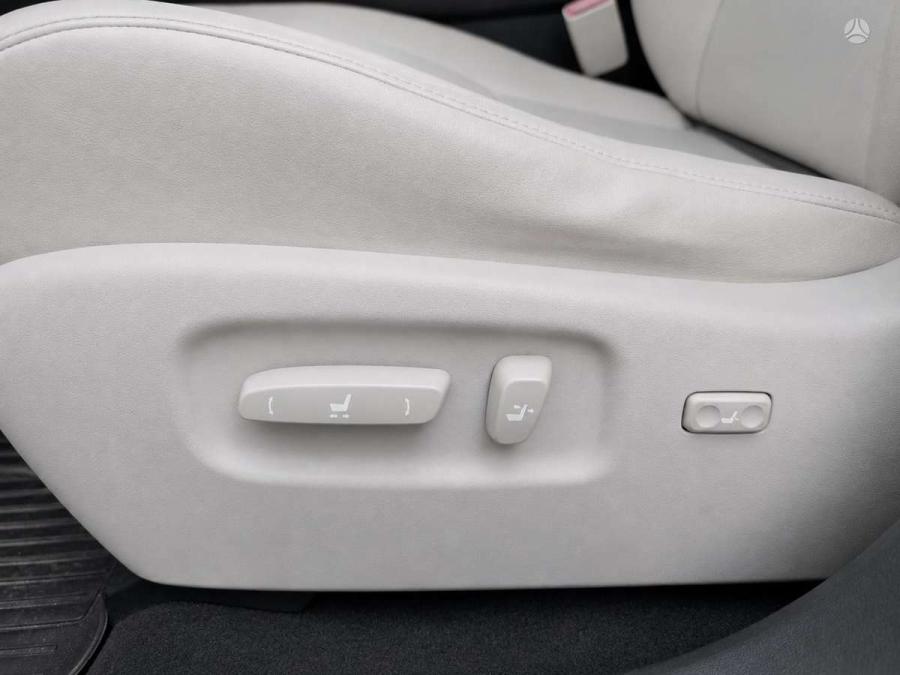 Pelēks Lexus RX 450h 2012 Mažeikiai, ar dzinēja tilpumu 3.50 L un nobraukumu 159 tūkst. km par 14000 €, foto 19 vietnē AUTOMOTO.COM.LV
