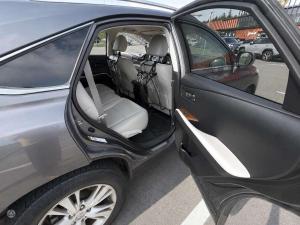 Pelēks Lexus RX 450h 2012 Mažeikiai, ar dzinēja tilpumu 3.50 L un nobraukumu 159 tūkst. km par 14000 €, foto 21 vietnē AUTOMOTO.COM.LV