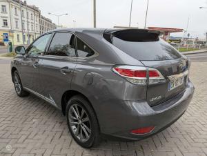Pelēks Lexus RX 450h 2013 Viļņa, ar dzinēja tilpumu 3.46 L un nobraukumu 249 tūkst. km par 14900 €, foto 5 vietnē AUTOMOTO.COM.LV