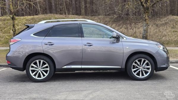 Grey Lexus RX 450h 2013 in Vilnius, with an engine capacity of 3.50 L and mileage of 106 thousand km for 18490 €, photo 2 on AUTOMOTO.COM.LV
