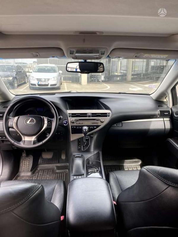 Pelēks Lexus RX 450h 2013 Viļņa, ar dzinēja tilpumu 3.46 L un nobraukumu 188 tūkst. km par 16700 €, foto 7 vietnē AUTOMOTO.COM.LV