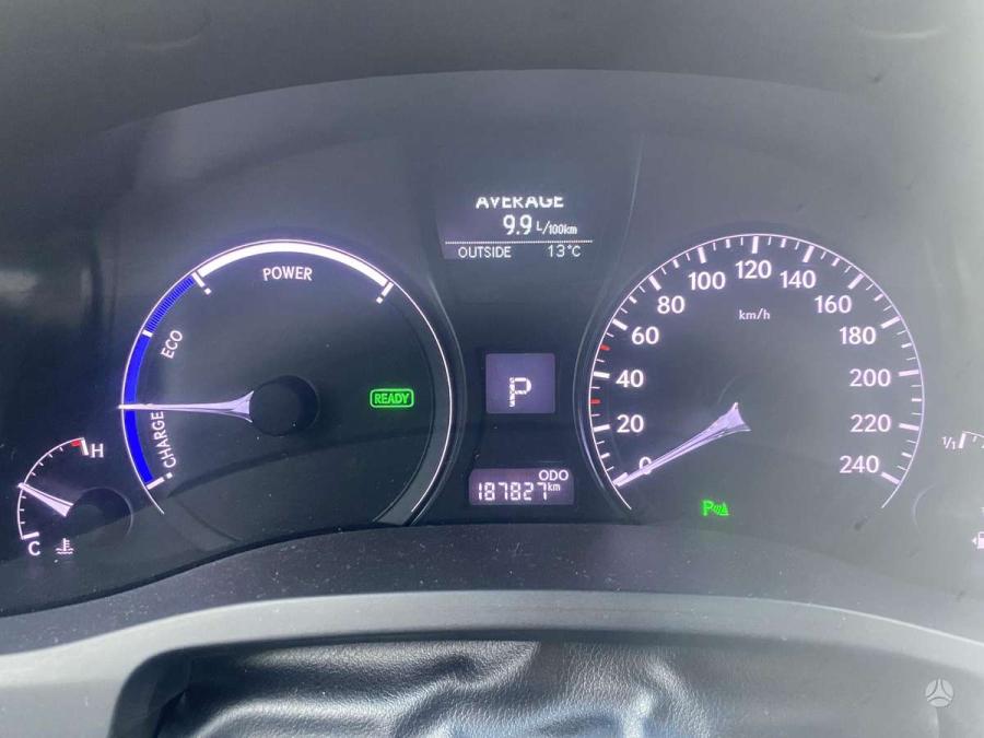 Grey Lexus RX 450h 2013 in Vilnius, with an engine capacity of 3.46 L and mileage of 188 thousand km for 16700 €, photo 15 on AUTOMOTO.COM.LV