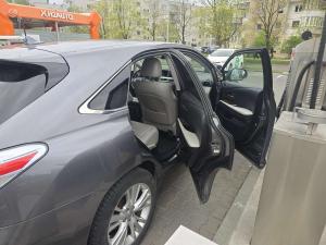 Grey Lexus RX 450h 2013 in Vilnius, with an engine capacity of 3.46 L and mileage of 180 thousand km for 12999 €, photo 13 on AUTOMOTO.COM.LV