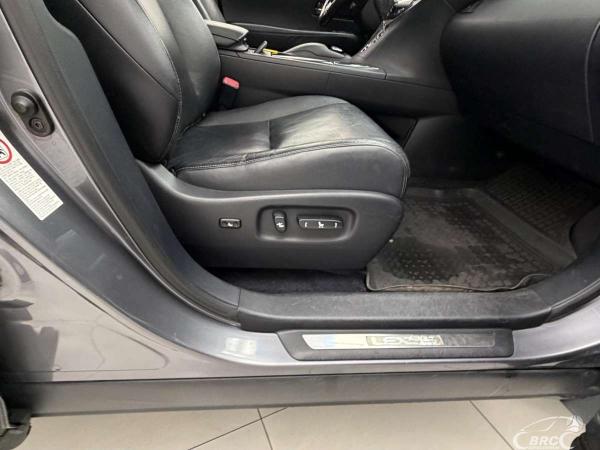 Grey Lexus RX 450h 2013 in Vilnius, with an engine capacity of 3.46 L and mileage of 315 thousand km for 11000 €, photo 7 on AUTOMOTO.COM.LV