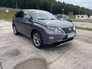 Grey Lexus RX 450h 2013 in Vilnius, with an engine capacity of 3.46 L and mileage of 201 thousand km for 14900 €, photo 4 on AUTOMOTO.COM.LV