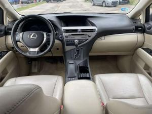 Grey Lexus RX 450h 2013 in Vilnius, with an engine capacity of 3.46 L and mileage of 201 thousand km for 14900 €, photo 8 on AUTOMOTO.COM.LV