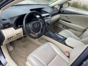 Grey Lexus RX 450h 2013 in Vilnius, with an engine capacity of 3.46 L and mileage of 201 thousand km for 14900 €, photo 9 on AUTOMOTO.COM.LV