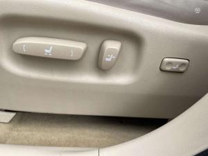Grey Lexus RX 450h 2013 in Vilnius, with an engine capacity of 3.46 L and mileage of 201 thousand km for 14900 €, photo 13 on AUTOMOTO.COM.LV
