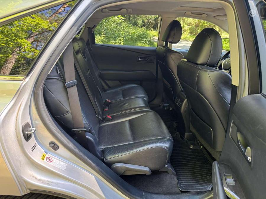 Grey Lexus RX 450h 2013 in Vilnius, with an engine capacity of 3.46 L and mileage of 144 thousand km for 15500 €, photo 11 on AUTOMOTO.COM.LV