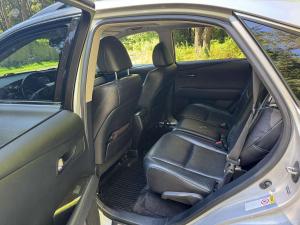 Grey Lexus RX 450h 2013 in Vilnius, with an engine capacity of 3.46 L and mileage of 144 thousand km for 15500 €, photo 13 on AUTOMOTO.COM.LV