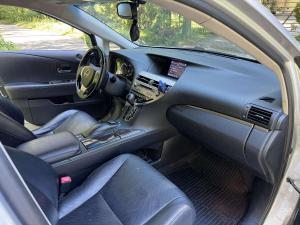 Grey Lexus RX 450h 2013 in Vilnius, with an engine capacity of 3.46 L and mileage of 144 thousand km for 15500 €, photo 15 on AUTOMOTO.COM.LV