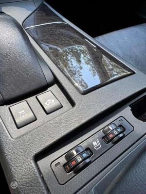 Grey Lexus RX 450h 2013 in Vilnius, with an engine capacity of 3.46 L and mileage of 144 thousand km for 15500 €, photo 20 on AUTOMOTO.COM.LV