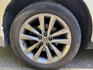 Grey Lexus RX 450h 2013 in Vilnius, with an engine capacity of 3.46 L and mileage of 144 thousand km for 15500 €, photo 27 on AUTOMOTO.COM.LV