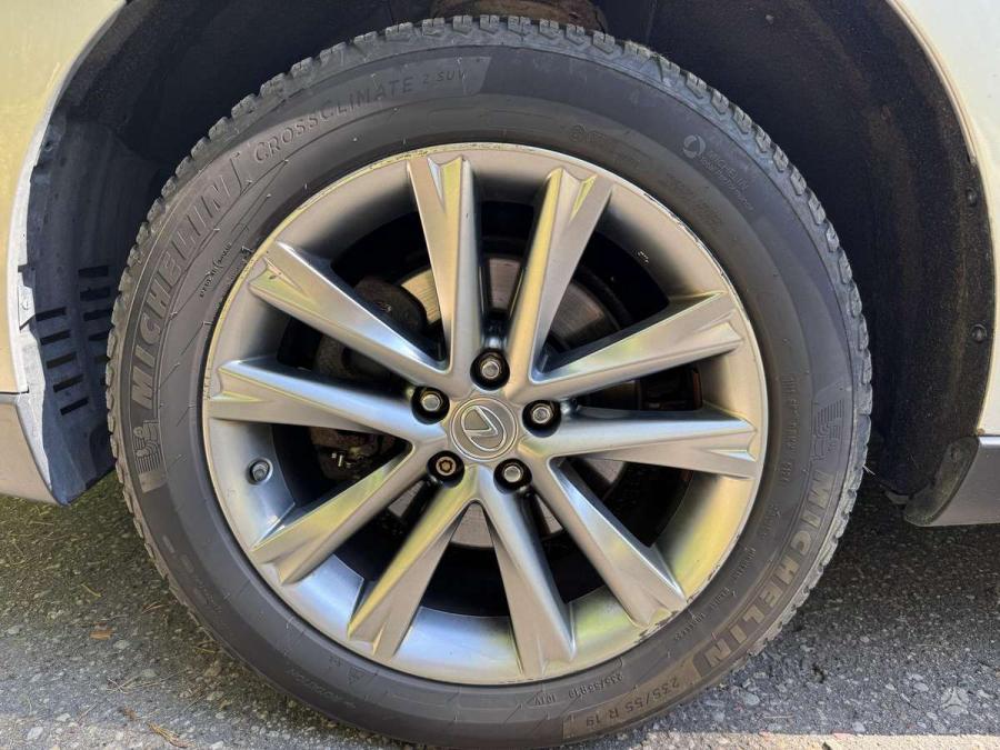 Grey Lexus RX 450h 2013 in Vilnius, with an engine capacity of 3.46 L and mileage of 144 thousand km for 15500 €, photo 27 on AUTOMOTO.COM.LV