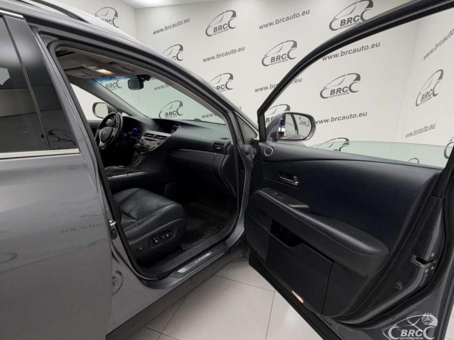 Grey Lexus RX 450h 2013 in Vilnius, with an engine capacity of 3.46 L and mileage of 315 thousand km for 10500 €, photo 10 on AUTOMOTO.COM.LV