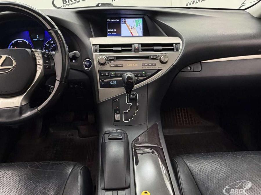 Grey Lexus RX 450h 2013 in Vilnius, with an engine capacity of 3.46 L and mileage of 315 thousand km for 10500 €, photo 17 on AUTOMOTO.COM.LV