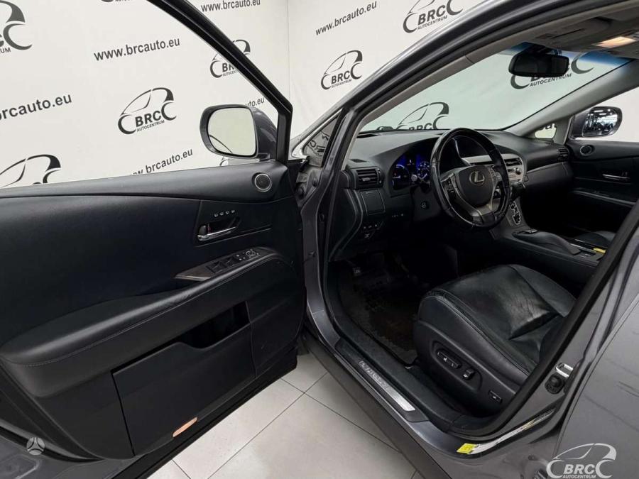 Grey Lexus RX 450h 2013 in Vilnius, with an engine capacity of 3.46 L and mileage of 315 thousand km for 10500 €, photo 21 on AUTOMOTO.COM.LV