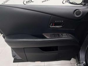 Grey Lexus RX 450h 2013 in Vilnius, with an engine capacity of 3.46 L and mileage of 315 thousand km for 10500 €, photo 22 on AUTOMOTO.COM.LV