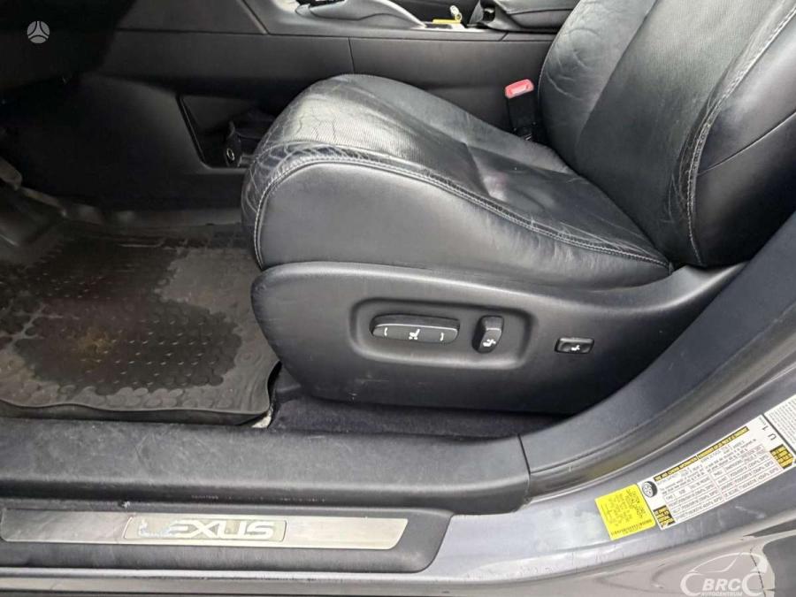 Grey Lexus RX 450h 2013 in Vilnius, with an engine capacity of 3.46 L and mileage of 315 thousand km for 10500 €, photo 24 on AUTOMOTO.COM.LV