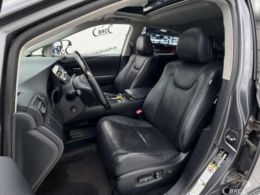 Grey Lexus RX 450h 2013 in Vilnius, with an engine capacity of 3.46 L and mileage of 315 thousand km for 10500 €, photo 25 on AUTOMOTO.COM.LV