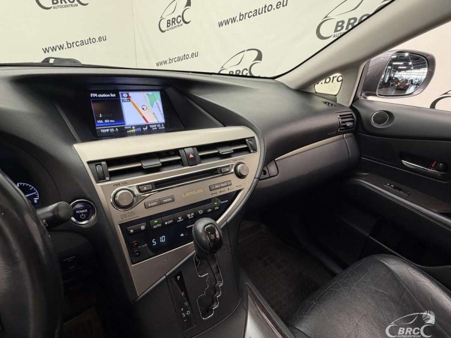 Grey Lexus RX 450h 2013 in Vilnius, with an engine capacity of 3.46 L and mileage of 315 thousand km for 10500 €, photo 30 on AUTOMOTO.COM.LV