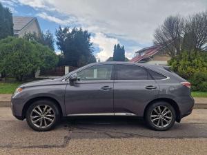 Grey Lexus RX 450h 2013 in Vilnius, with an engine capacity of 3.46 L and mileage of 241 thousand km for 11300 €, photo 3 on AUTOMOTO.COM.LV