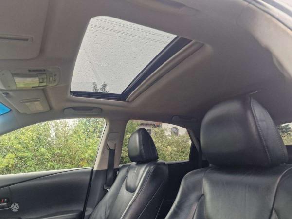 Grey Lexus RX 450h 2013 in Vilnius, with an engine capacity of 3.46 L and mileage of 241 thousand km for 11300 €, photo 10 on AUTOMOTO.COM.LV