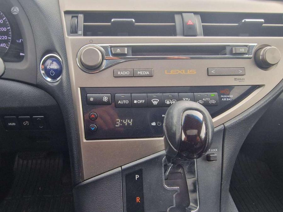 Grey Lexus RX 450h 2013 in Vilnius, with an engine capacity of 3.46 L and mileage of 241 thousand km for 11300 €, photo 20 on AUTOMOTO.COM.LV