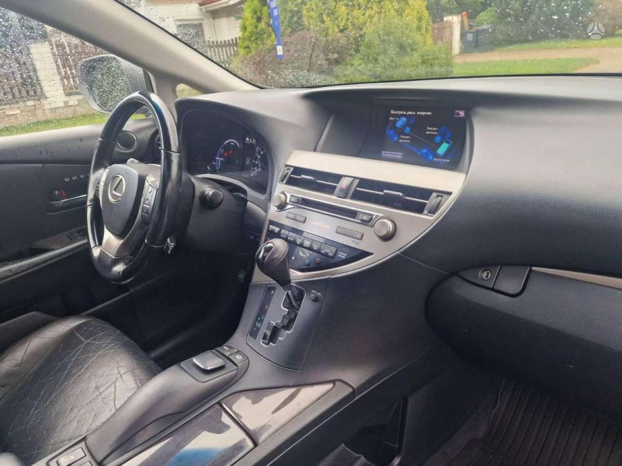 Grey Lexus RX 450h 2013 in Vilnius, with an engine capacity of 3.46 L and mileage of 241 thousand km for 11300 €, photo 21 on AUTOMOTO.COM.LV