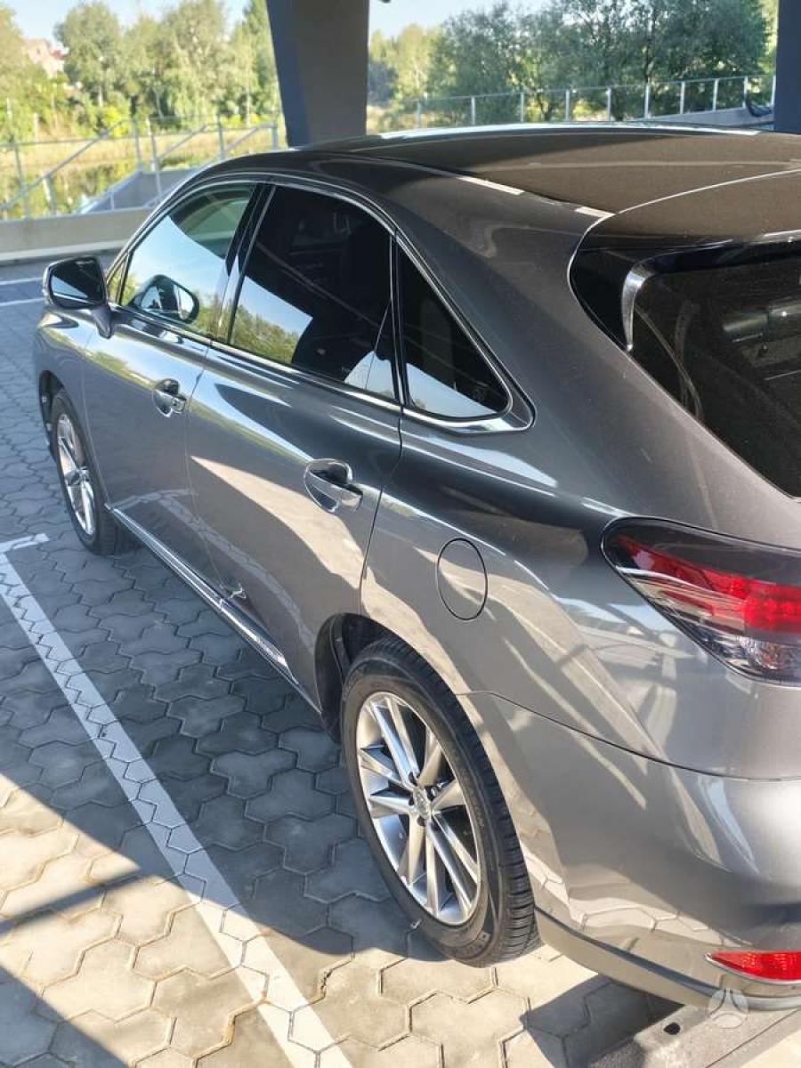 Grey Lexus RX 450h 2013 in Vilnius, with an engine capacity of 3.46 L and mileage of 185 thousand km for 17800 €, photo 3 on AUTOMOTO.COM.LV