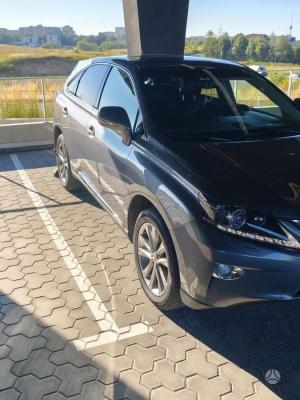 Grey Lexus RX 450h 2013 in Vilnius, with an engine capacity of 3.46 L and mileage of 185 thousand km for 17800 €, photo 4 on AUTOMOTO.COM.LV