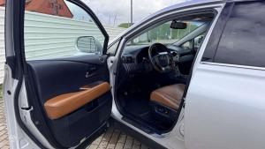 Pelēks Lexus RX 450h 2013 Klaipėda, ar dzinēja tilpumu 3.46 L un nobraukumu 165 tūkst. km par 15600 €, foto 15 vietnē AUTOMOTO.COM.LV
